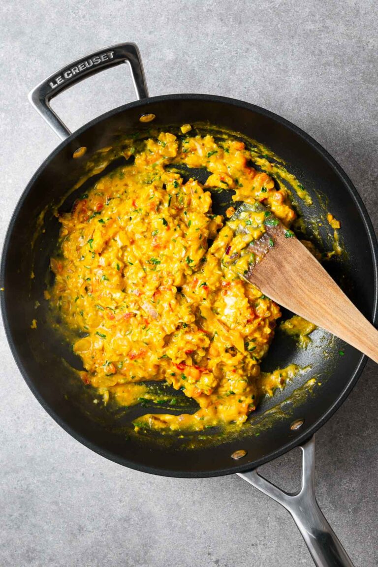 Akuri (Spiced Parsi Scrambled Eggs) - Non-Guilty Pleasures